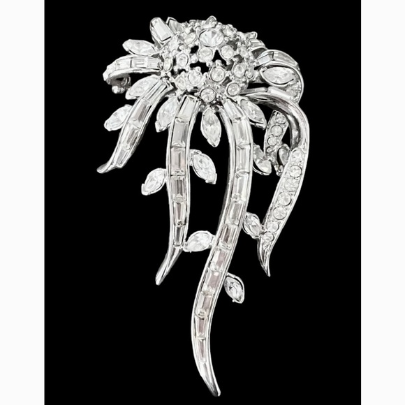 Nolan Miller | Jewelry | Nolan Miller Signed Vintage Draped Crystal ...